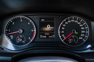 Melns Volkswagen Amarok 2016 Rīga, ar dzinēja tilpumu 3.00 L un nobraukumu 273 tūkst. km par 19550 €, foto 12 vietnē AUTOMOTO.COM.LV