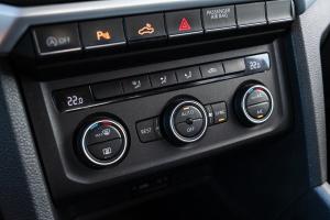 Melns Volkswagen Amarok 2016 Rīga, ar dzinēja tilpumu 3.00 L un nobraukumu 273 tūkst. km par 19550 €, foto 16 vietnē AUTOMOTO.COM.LV