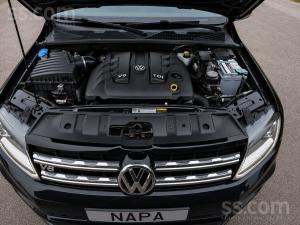 Melns Volkswagen Amarok 2016 Rīga, ar dzinēja tilpumu 3.00 L un nobraukumu 216 tūkst. km par 17900 €, foto 9 vietnē AUTOMOTO.COM.LV