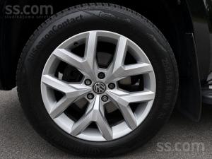 Melns Volkswagen Amarok 2016 Rīga, ar dzinēja tilpumu 3.00 L un nobraukumu 216 tūkst. km par 17900 €, foto 12 vietnē AUTOMOTO.COM.LV