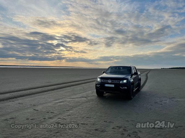 Black Volkswagen Amarok 2020 in Tallinn, with an engine capacity of 3.00 L and mileage of 82 thousand km for 29900 €, photo 1 on AUTOMOTO.COM.LV