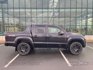 Black Volkswagen Amarok 2020 in Tallinn, with an engine capacity of 3.00 L and mileage of 82 thousand km for 29900 €, photo 9 on AUTOMOTO.COM.LV