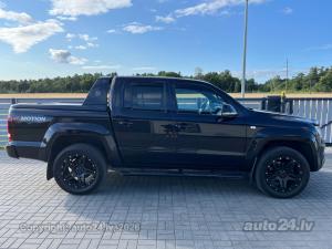 Black Volkswagen Amarok 2020 in Tallinn, with an engine capacity of 3.00 L and mileage of 83 thousand km for 34900 €, photo 4 on AUTOMOTO.COM.LV