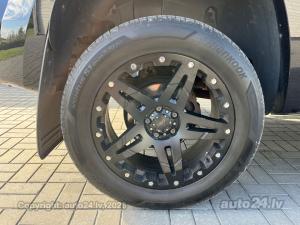 Black Volkswagen Amarok 2020 in Tallinn, with an engine capacity of 3.00 L and mileage of 83 thousand km for 34900 €, photo 7 on AUTOMOTO.COM.LV