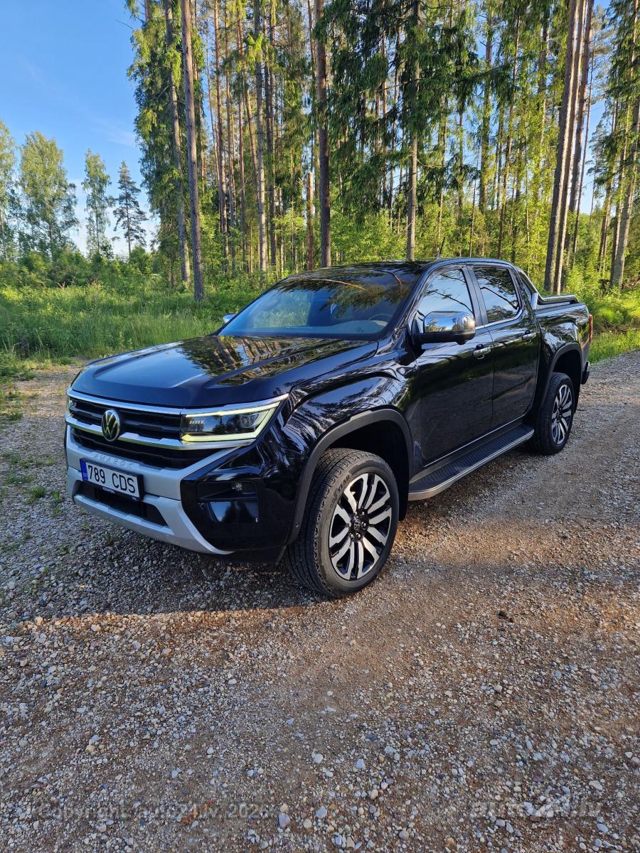 Melns Volkswagen Amarok 2023 Tallina, ar dzinēja tilpumu 0.00 L un nobraukumu 19 tūkst. km par 51800 €, foto 1 vietnē AUTOMOTO.COM.LV