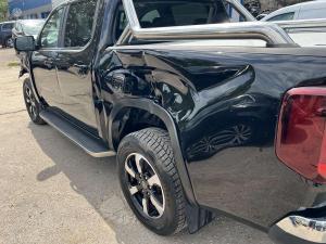 Black Volkswagen Amarok 2024 in Kaunas, with an engine capacity of 2.99 L and mileage of 76 thousand km for 19900 €, photo 17 on AUTOMOTO.COM.LV