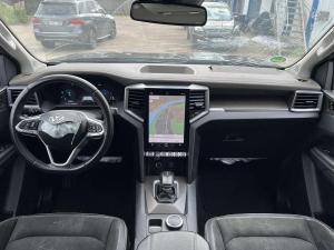 Black Volkswagen Amarok 2024 in Kaunas, with an engine capacity of 2.99 L and mileage of 76 thousand km for 19900 €, photo 20 on AUTOMOTO.COM.LV