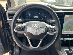Black Volkswagen Amarok 2024 in Kaunas, with an engine capacity of 2.99 L and mileage of 76 thousand km for 19900 €, photo 31 on AUTOMOTO.COM.LV