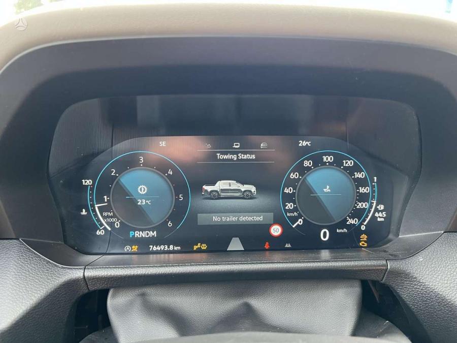 Black Volkswagen Amarok 2024 in Kaunas, with an engine capacity of 2.99 L and mileage of 76 thousand km for 19900 €, photo 36 on AUTOMOTO.COM.LV
