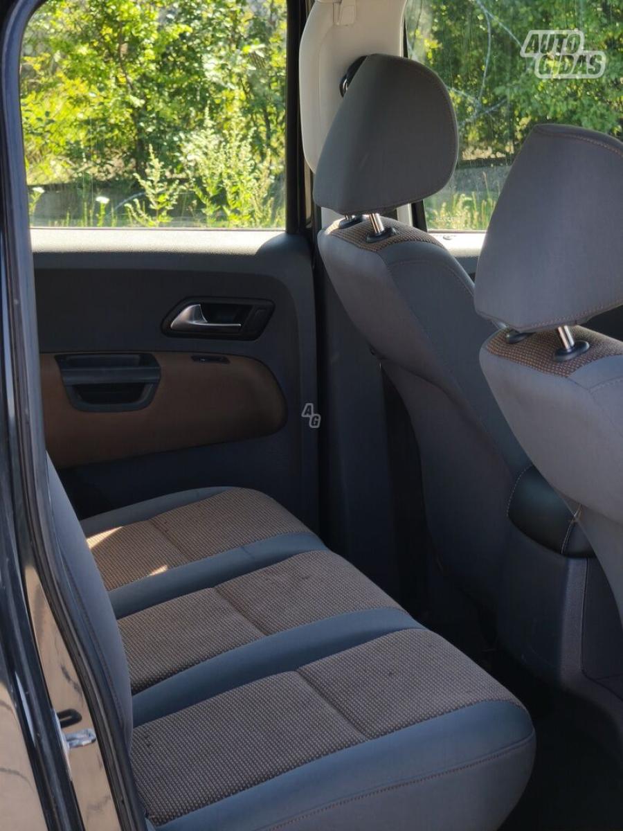 Melns Volkswagen Amarok 2010 Viļņa, ar dzinēja tilpumu 2.00 L un nobraukumu 251 tūkst. km par 6300 €, foto 6 vietnē AUTOMOTO.COM.LV