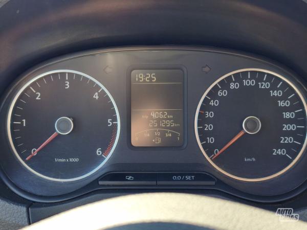 Melns Volkswagen Amarok 2010 Viļņa, ar dzinēja tilpumu 2.00 L un nobraukumu 251 tūkst. km par 6300 €, foto 9 vietnē AUTOMOTO.COM.LV
