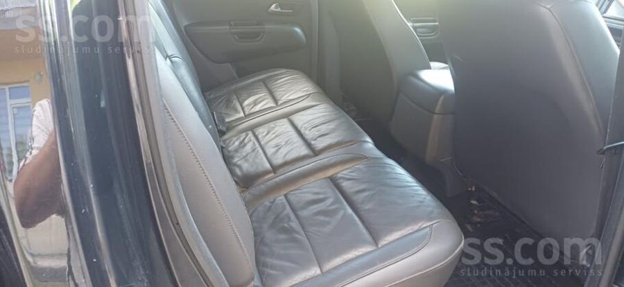 Melns Volkswagen Amarok 2011 Rīga, ar dzinēja tilpumu 2.00 L un nobraukumu 420 tūkst. km par 6990 €, foto 10 vietnē AUTOMOTO.COM.LV