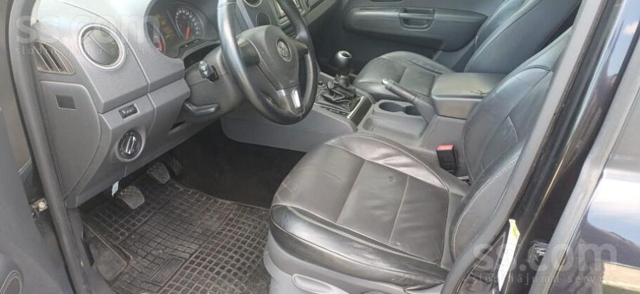 Melns Volkswagen Amarok 2011 Rīga, ar dzinēja tilpumu 2.00 L un nobraukumu 420 tūkst. km par 6990 €, foto 16 vietnē AUTOMOTO.COM.LV