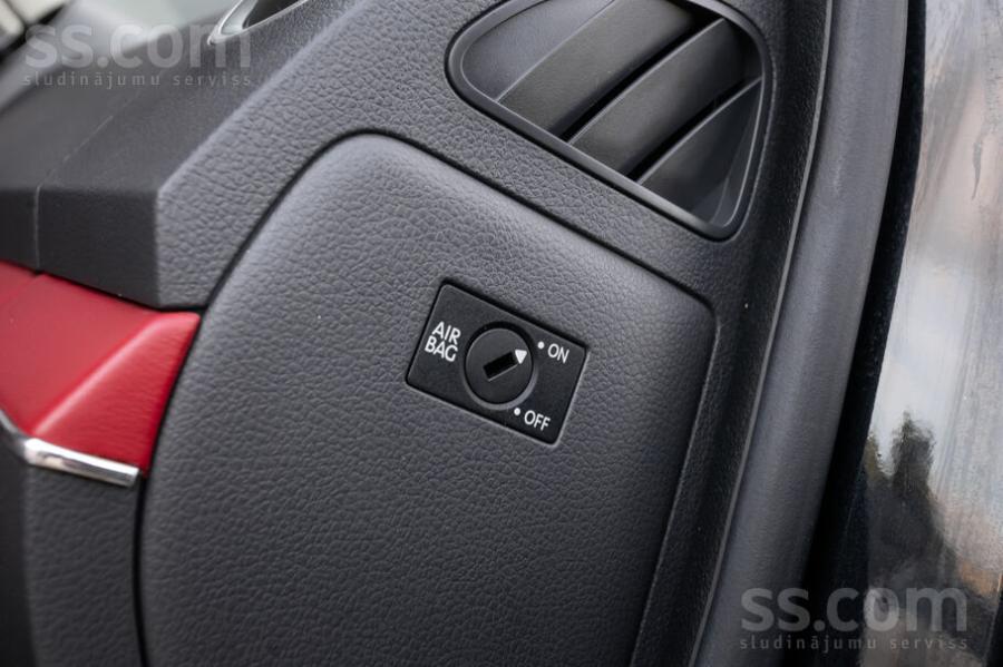 Melns Volkswagen Amarok 2011 Jelgava, ar dzinēja tilpumu 2.00 L un nobraukumu 232 tūkst. km par 14000 €, foto 22 vietnē AUTOMOTO.COM.LV