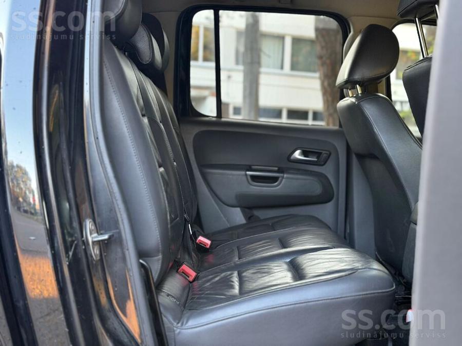 Black Volkswagen Amarok 2011 in Jurmala, with an engine capacity of 2.00 L and mileage of 425 thousand km for 8500 €, photo 9 on AUTOMOTO.COM.LV