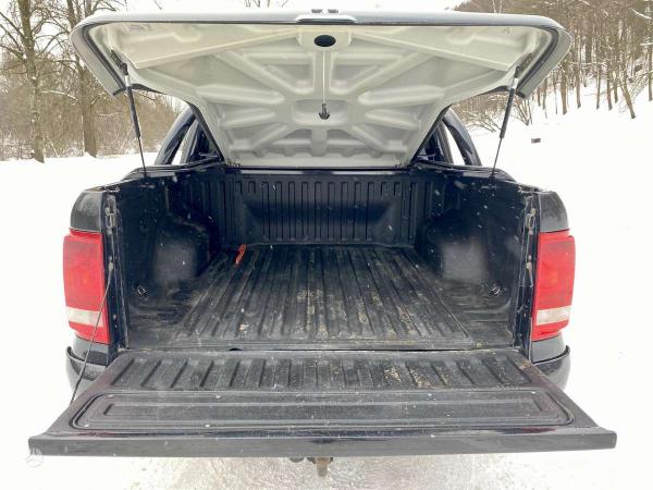 Melns Volkswagen Amarok 2012 Viļņa, ar dzinēja tilpumu 1.97 L un nobraukumu 365 tūkst. km par 11500 €, foto 11 vietnē AUTOMOTO.COM.LV