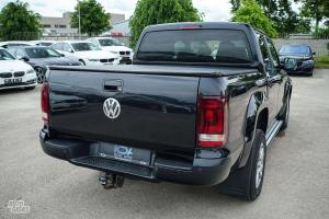 Black Volkswagen Amarok 2012 in Marijampole, with an engine capacity of 2.00 L and mileage of 270 thousand km for 10950 €, photo 11 on AUTOMOTO.COM.LV