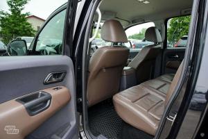 Black Volkswagen Amarok 2012 in Marijampole, with an engine capacity of 2.00 L and mileage of 270 thousand km for 10950 €, photo 26 on AUTOMOTO.COM.LV