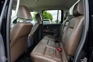 Black Volkswagen Amarok 2012 in Marijampole, with an engine capacity of 2.00 L and mileage of 270 thousand km for 10950 €, photo 27 on AUTOMOTO.COM.LV