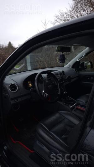 Melns Volkswagen Amarok 2012 Aizkraukle, ar dzinēja tilpumu 2.00 L un nobraukumu 222 tūkst. km par 12300 €, foto 5 vietnē AUTOMOTO.COM.LV