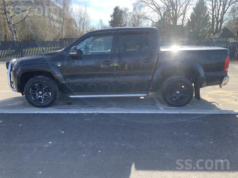Melns Volkswagen Amarok 2012 Rīga, ar dzinēja tilpumu 2.00 L un nobraukumu 344 tūkst. km par 6500 €, foto 5 vietnē AUTOMOTO.COM.LV