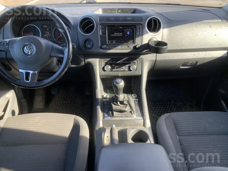 Melns Volkswagen Amarok 2012 Rīga, ar dzinēja tilpumu 2.00 L un nobraukumu 344 tūkst. km par 6500 €, foto 11 vietnē AUTOMOTO.COM.LV