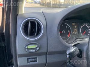 Melns Volkswagen Amarok 2012 Rīga, ar dzinēja tilpumu 2.00 L un nobraukumu 344 tūkst. km par 6500 €, foto 13 vietnē AUTOMOTO.COM.LV
