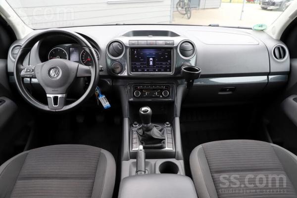 Melns Volkswagen Amarok 2013 Tukums, ar dzinēja tilpumu 2.00 L un nobraukumu 205 tūkst. km par 10000 €, foto 7 vietnē AUTOMOTO.COM.LV