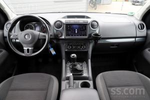Melns Volkswagen Amarok 2013 Tukums, ar dzinēja tilpumu 2.00 L un nobraukumu 205 tūkst. km par 10000 €, foto 8 vietnē AUTOMOTO.COM.LV