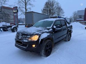 Black Volkswagen Amarok 2014 in Siauliai, with an engine capacity of 1.97 L and mileage of 284 thousand km for 15730 €, photo  on AUTOMOTO.COM.LV