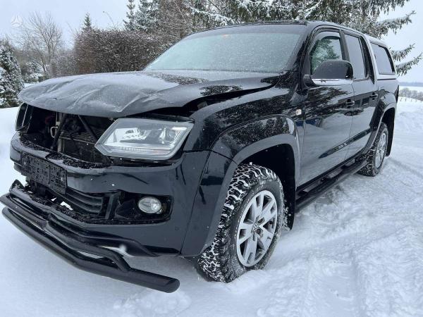Melns Volkswagen Amarok 2015 Kauņa, ar dzinēja tilpumu 1.97 L un nobraukumu 143 tūkst. km par 8950 €, foto 7 vietnē AUTOMOTO.COM.LV