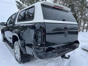 Black Volkswagen Amarok 2015 in Kaunas, with an engine capacity of 1.97 L and mileage of 143 thousand km for 8950 €, photo 11 on AUTOMOTO.COM.LV