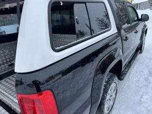 Black Volkswagen Amarok 2015 in Kaunas, with an engine capacity of 1.97 L and mileage of 143 thousand km for 8950 €, photo 15 on AUTOMOTO.COM.LV