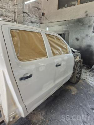 Melns Volkswagen Amarok 2015 Rīga, ar dzinēja tilpumu 2.00 L un nobraukumu 260 tūkst. km par 18500 €, foto 12 vietnē AUTOMOTO.COM.LV