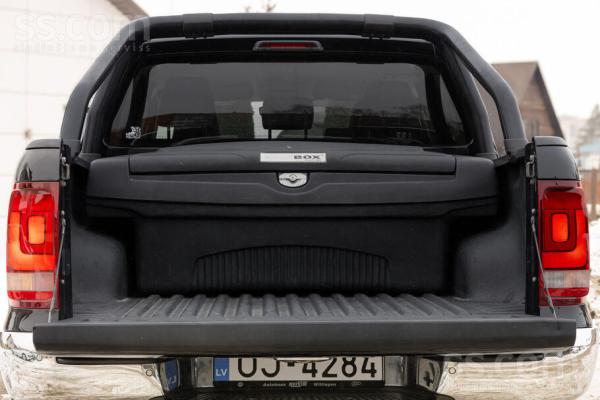Melns Volkswagen Amarok 2016 Rīga, ar dzinēja tilpumu 3.00 L un nobraukumu 0 tūkst. km par 20400 €, foto 8 vietnē AUTOMOTO.COM.LV