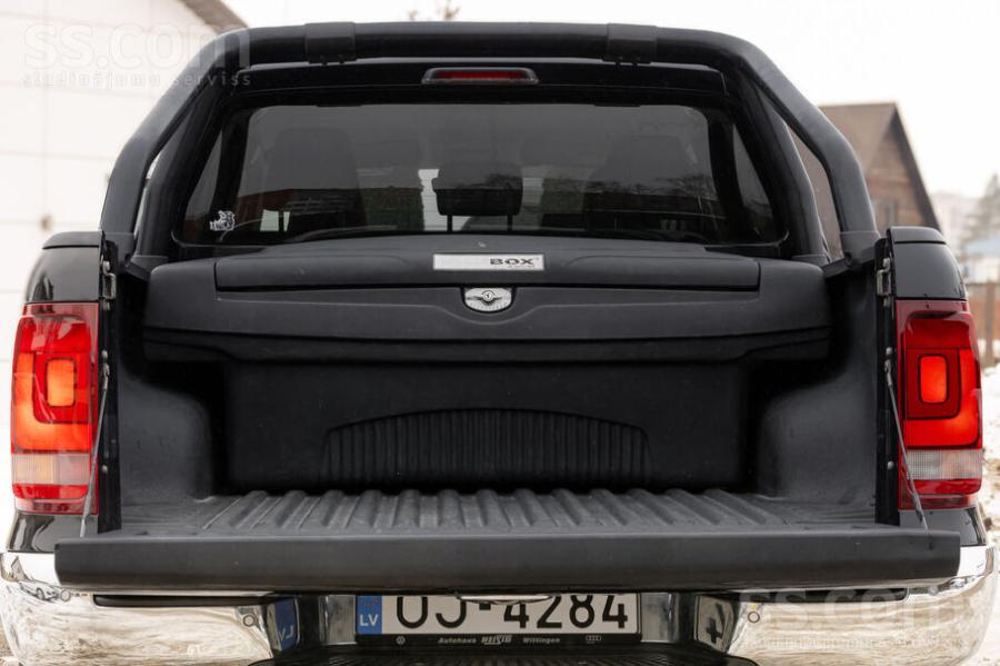 Melns Volkswagen Amarok 2016 Rīga, ar dzinēja tilpumu 3.00 L un nobraukumu 0 tūkst. km par 20400 €, foto 8 vietnē AUTOMOTO.COM.LV
