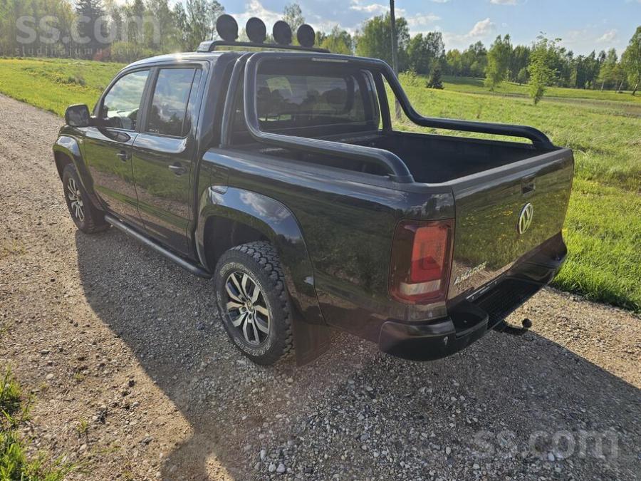 Melns Volkswagen Amarok 2016 Madona, ar dzinēja tilpumu 2.00 L un nobraukumu 219 tūkst. km par 13900 €, foto 4 vietnē AUTOMOTO.COM.LV