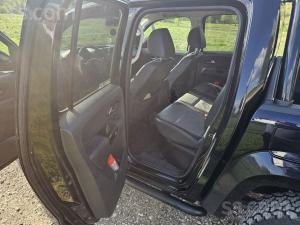 Melns Volkswagen Amarok 2016 Madona, ar dzinēja tilpumu 2.00 L un nobraukumu 219 tūkst. km par 13900 €, foto 8 vietnē AUTOMOTO.COM.LV