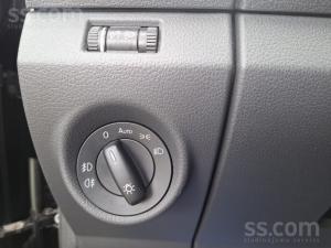 Black Volkswagen Amarok 2016 in Talsi, with an engine capacity of 2.00 L and mileage of 236 thousand km for 16800 €, photo 25 on AUTOMOTO.COM.LV