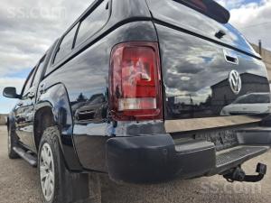 Black Volkswagen Amarok 2016 in Talsi, with an engine capacity of 2.00 L and mileage of 236 thousand km for 16800 €, photo 32 on AUTOMOTO.COM.LV