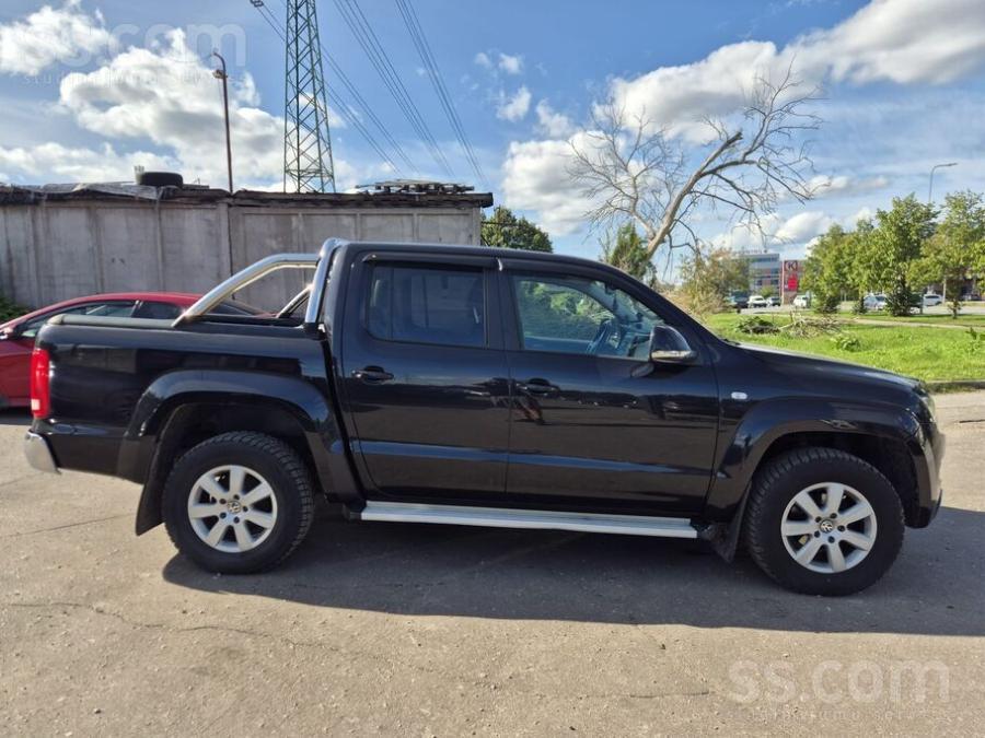 Melns Volkswagen Amarok 2016 Rīga, ar dzinēja tilpumu 2.00 L un nobraukumu 263 tūkst. km par 14990 €, foto 10 vietnē AUTOMOTO.COM.LV
