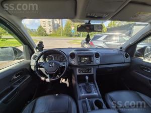 Melns Volkswagen Amarok 2016 Rīga, ar dzinēja tilpumu 2.00 L un nobraukumu 263 tūkst. km par 14990 €, foto 13 vietnē AUTOMOTO.COM.LV