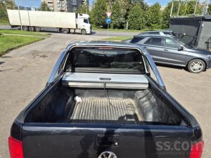 Melns Volkswagen Amarok 2016 Rīga, ar dzinēja tilpumu 2.00 L un nobraukumu 263 tūkst. km par 14990 €, foto 17 vietnē AUTOMOTO.COM.LV