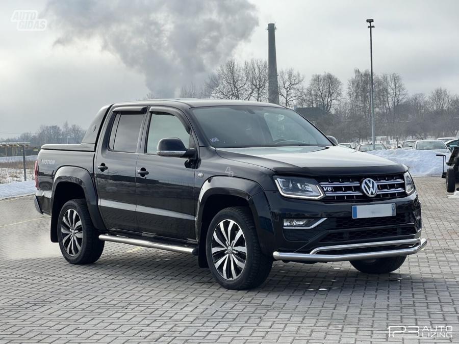 Melns Volkswagen Amarok 2017 Tauragė, ar dzinēja tilpumu 3.00 L un nobraukumu 246 tūkst. km par 16900 €, foto 4 vietnē AUTOMOTO.COM.LV