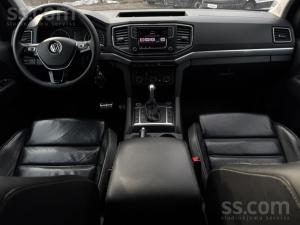Black Volkswagen Amarok 2017 in Valmiera, with an engine capacity of 3.00 L and mileage of 290 thousand km for 22900 €, photo 16 on AUTOMOTO.COM.LV