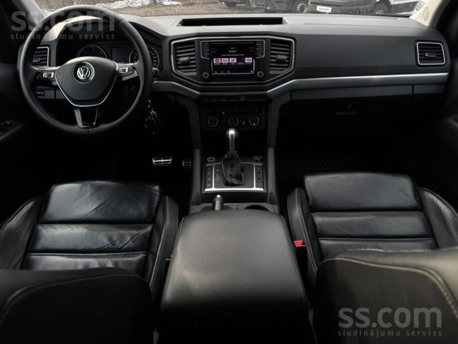 Black Volkswagen Amarok 2017 in Valmiera, with an engine capacity of 3.00 L and mileage of 290 thousand km for 22900 €, photo 16 on AUTOMOTO.COM.LV
