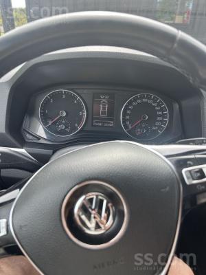 Black Volkswagen Amarok 2017 in Riga, with an engine capacity of 3.00 L and mileage of 316 thousand km for 13100 €, photo 3 on AUTOMOTO.COM.LV