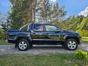 Melns Volkswagen Amarok 2018 Rīga, ar dzinēja tilpumu 3.00 L un nobraukumu 240 tūkst. km par 20777 €, foto 16 vietnē AUTOMOTO.COM.LV
