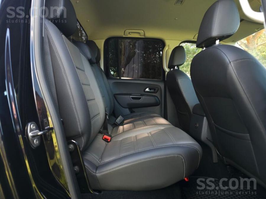Black Volkswagen Amarok 2018 in Riga, with an engine capacity of 3.00 L and mileage of 240 thousand km for 20777 €, photo 23 on AUTOMOTO.COM.LV