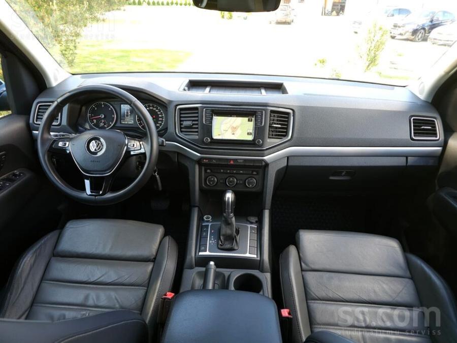 Black Volkswagen Amarok 2018 in Riga, with an engine capacity of 3.00 L and mileage of 240 thousand km for 20777 €, photo 33 on AUTOMOTO.COM.LV